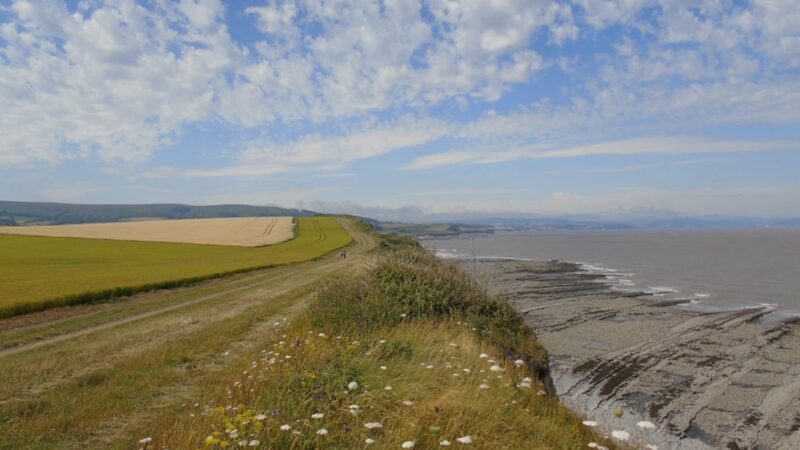 Visit Somerset and enjoy the Beautiful Coastline with The Outdoor Guide