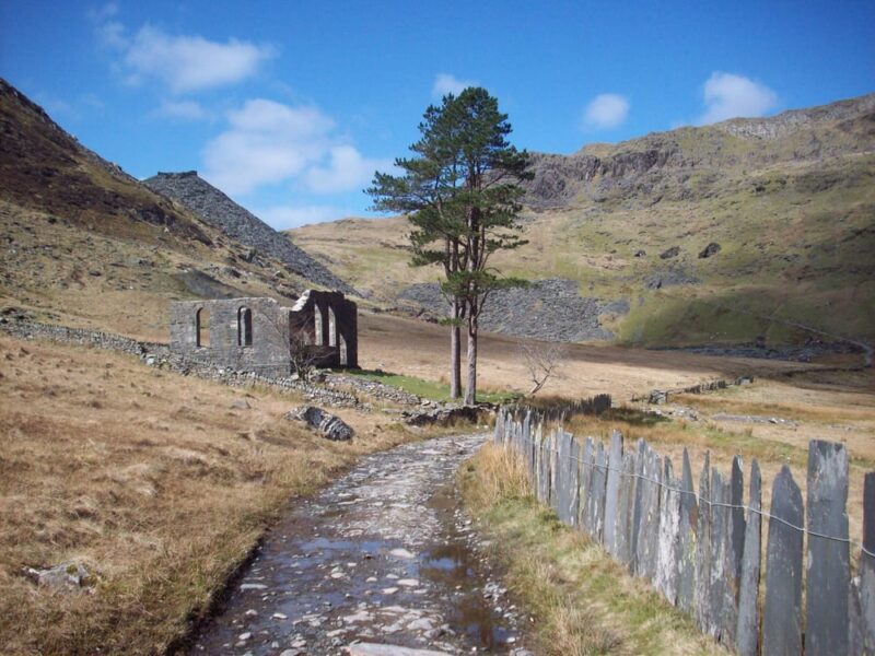 The Snowdonia Slate Trail - The Outdoor Guide